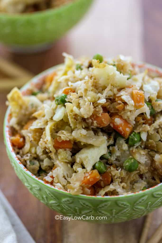 Cauliflower Fried Rice {with Chicken!} - Easy Low Carb