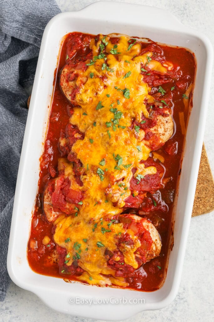 Salsa Chicken (Easy & Cheesy!) - Easy Low Carb