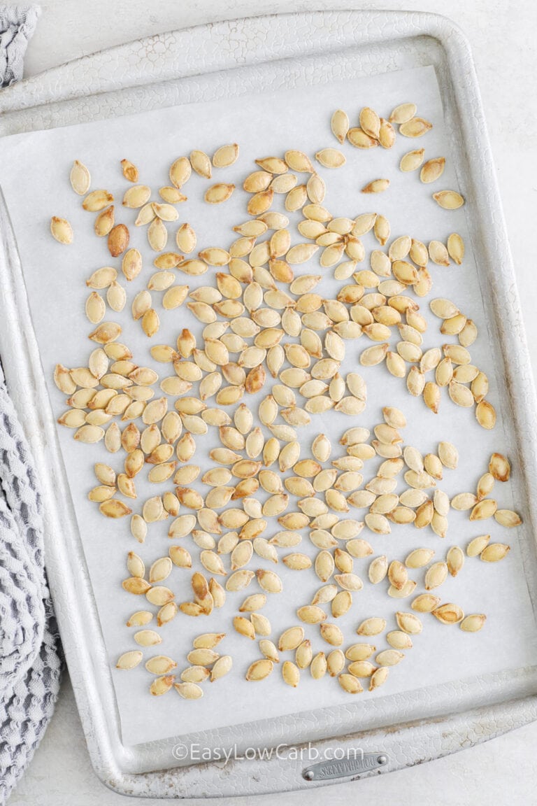 Baked Pumpkin Seeds (Healthy Crunchy Snack!) - Easy Low Carb