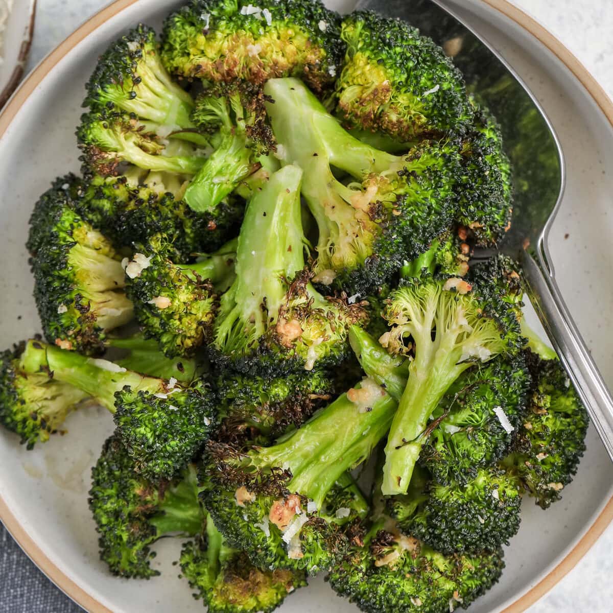 Parmesan Broccoli (Tasty Low Carb Snack!) - Easy Low Carb