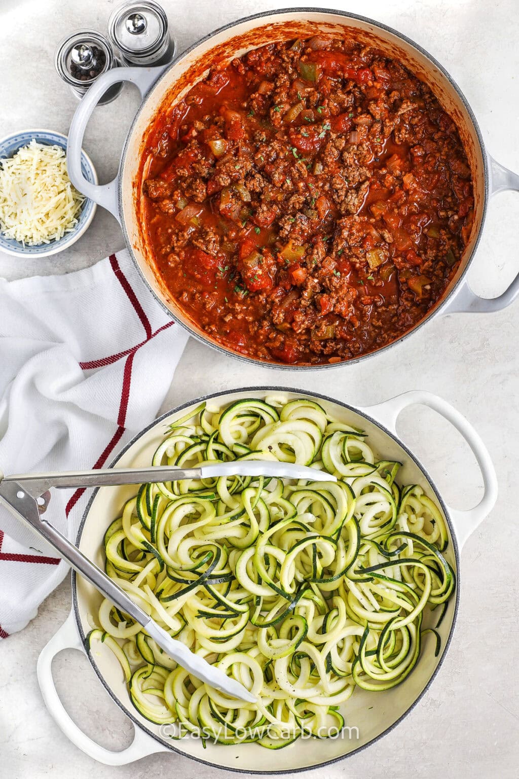 Zucchini Spaghetti (Easy Homemade Meat Sauce!) - Easy Low Carb