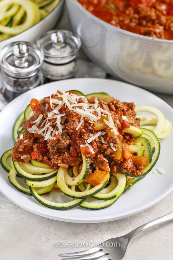 Zucchini Spaghetti (Easy Homemade Meat Sauce!) - Easy Low Carb